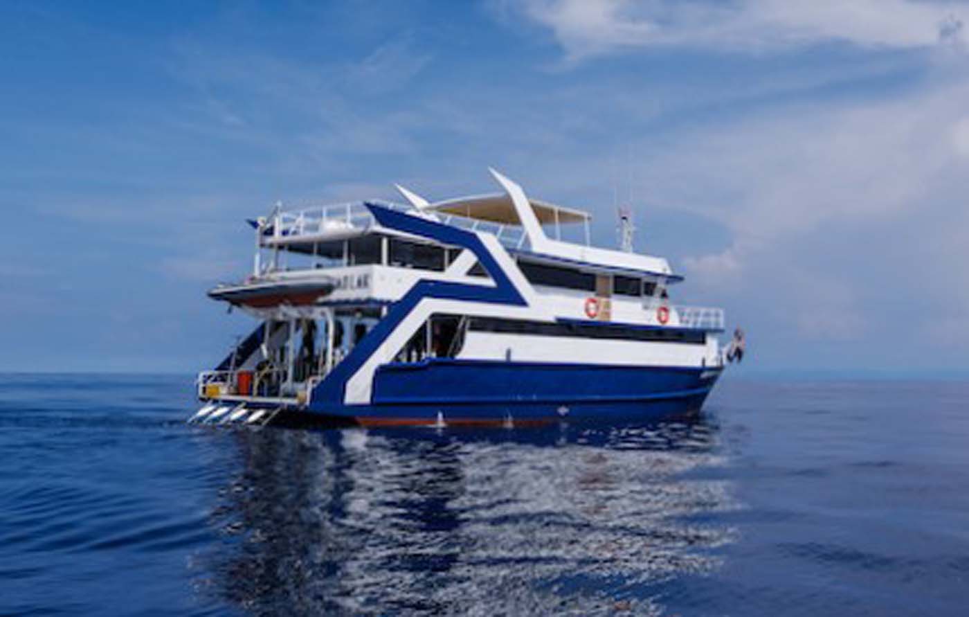 MV Blue Dolphin Liveaboard Diving Thailand