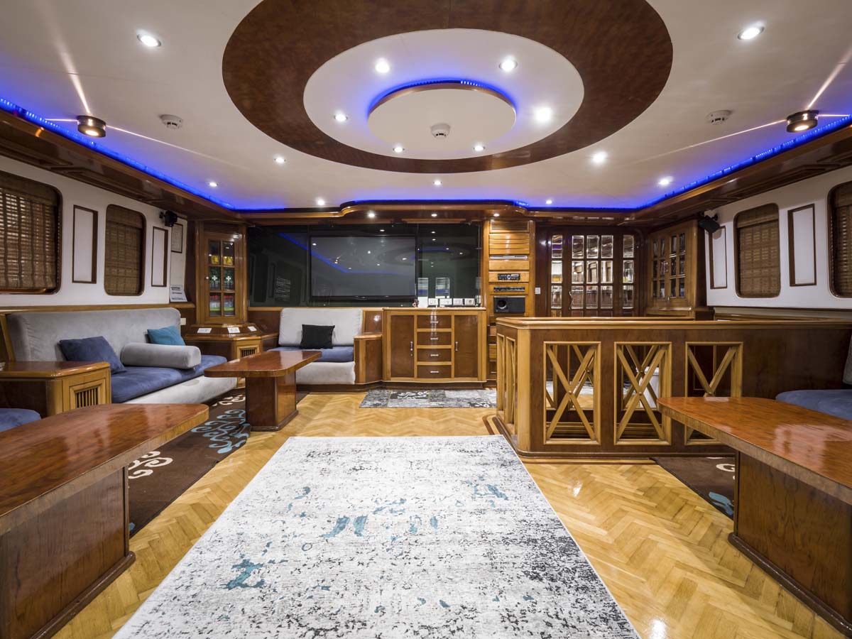 Emperor Superior, Very popular & great-value Red Sea liveaboard
