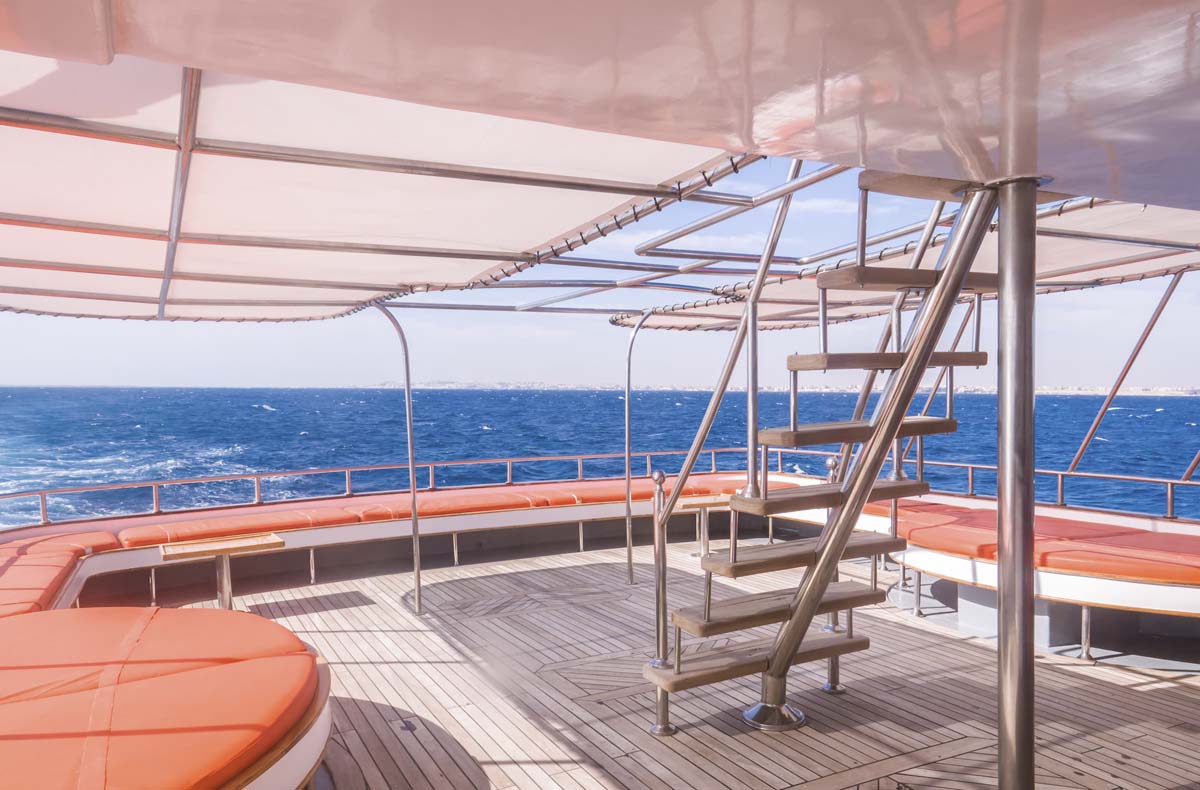 Emperor Superior, Very popular & great-value Red Sea liveaboard